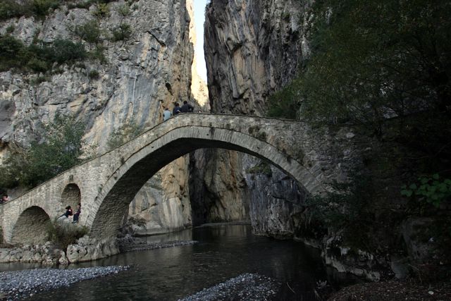 Διεθνές Εργαστήριο για τα πέτρινα γεφύρια μέχρι τις 20 Ιουλίου στο δήμο ...